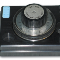 Gatan 656 Disc Grinder System | Materials Research Laboratory | Illinois